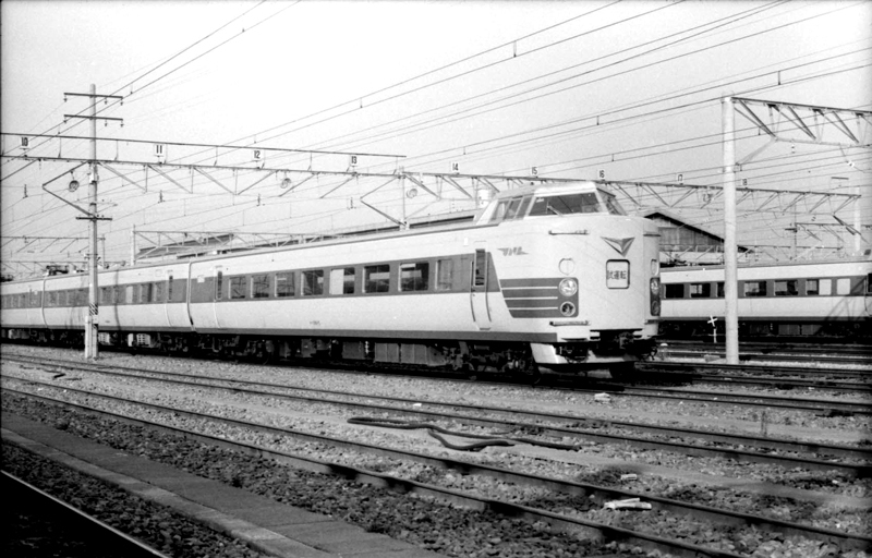 381系も終わるようです。: 鉄道模型製作記